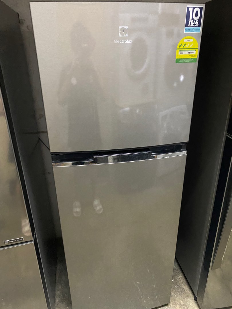 Electrolux Nutrifresh Inverter Fridge, 319L, TV & Home Appliances ...