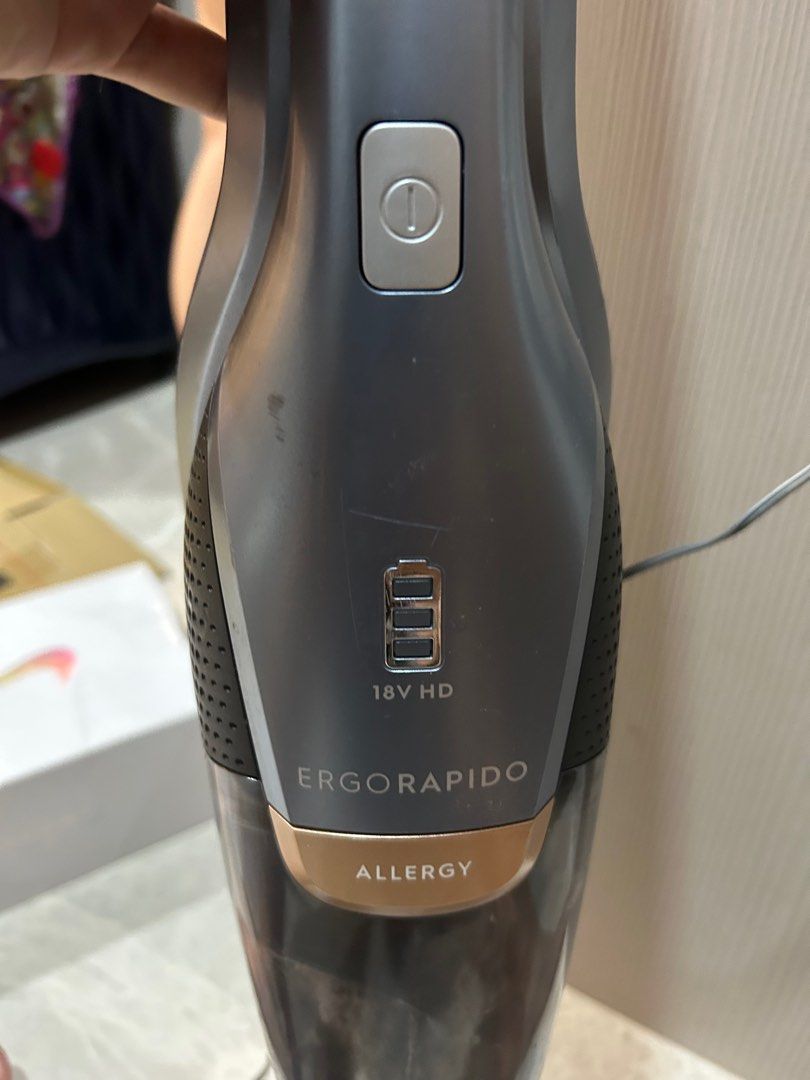 Electrolux Vacuum ZB3311, TV & Home Appliances, Vacuum Cleaner ...