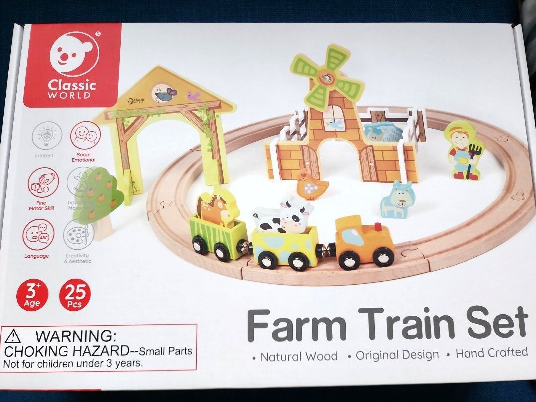 FARM TRAIN SET, Hobbies & Toys, Toys & Games on Carousell