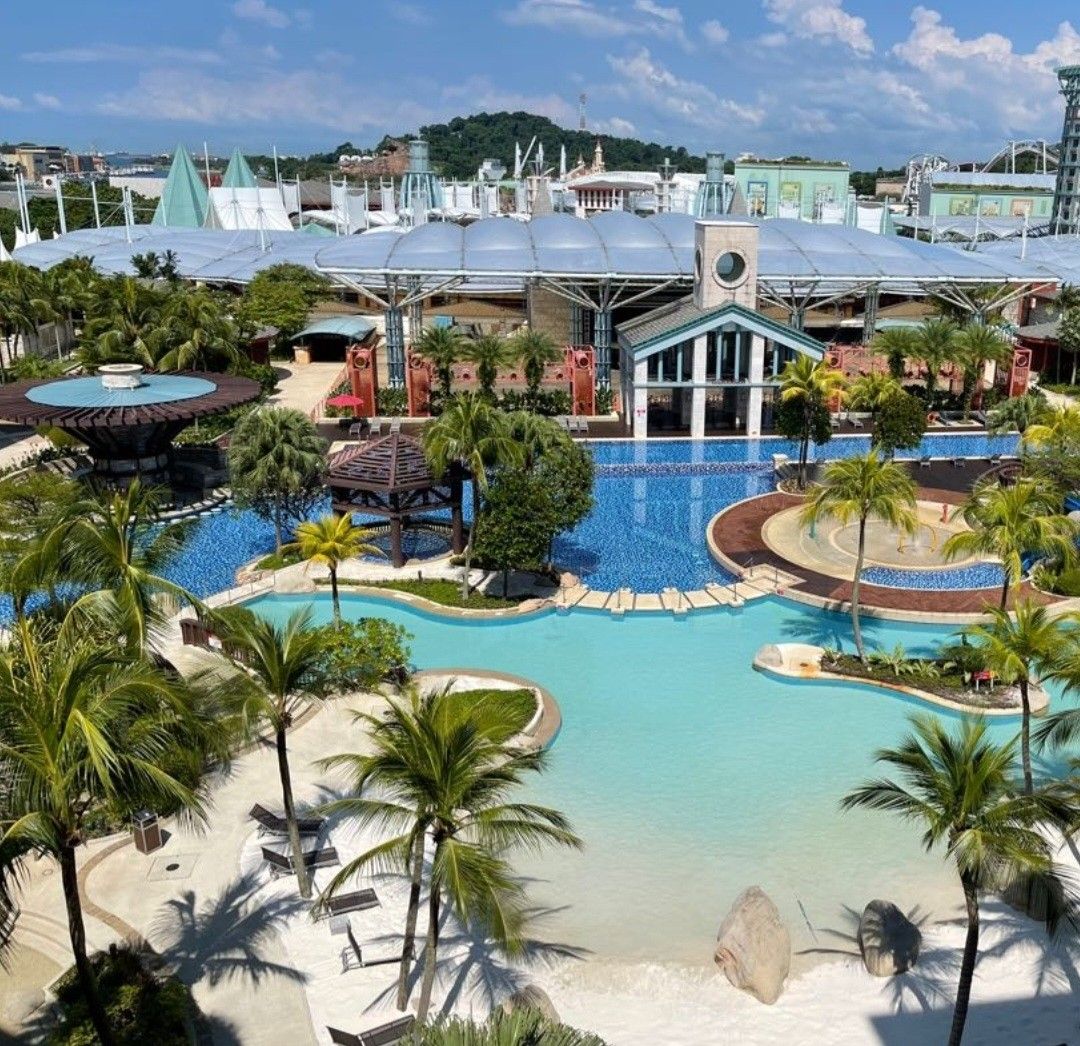 Hard Rock Hotel Pool View Deluxe Room, Tickets & Vouchers, Local ...