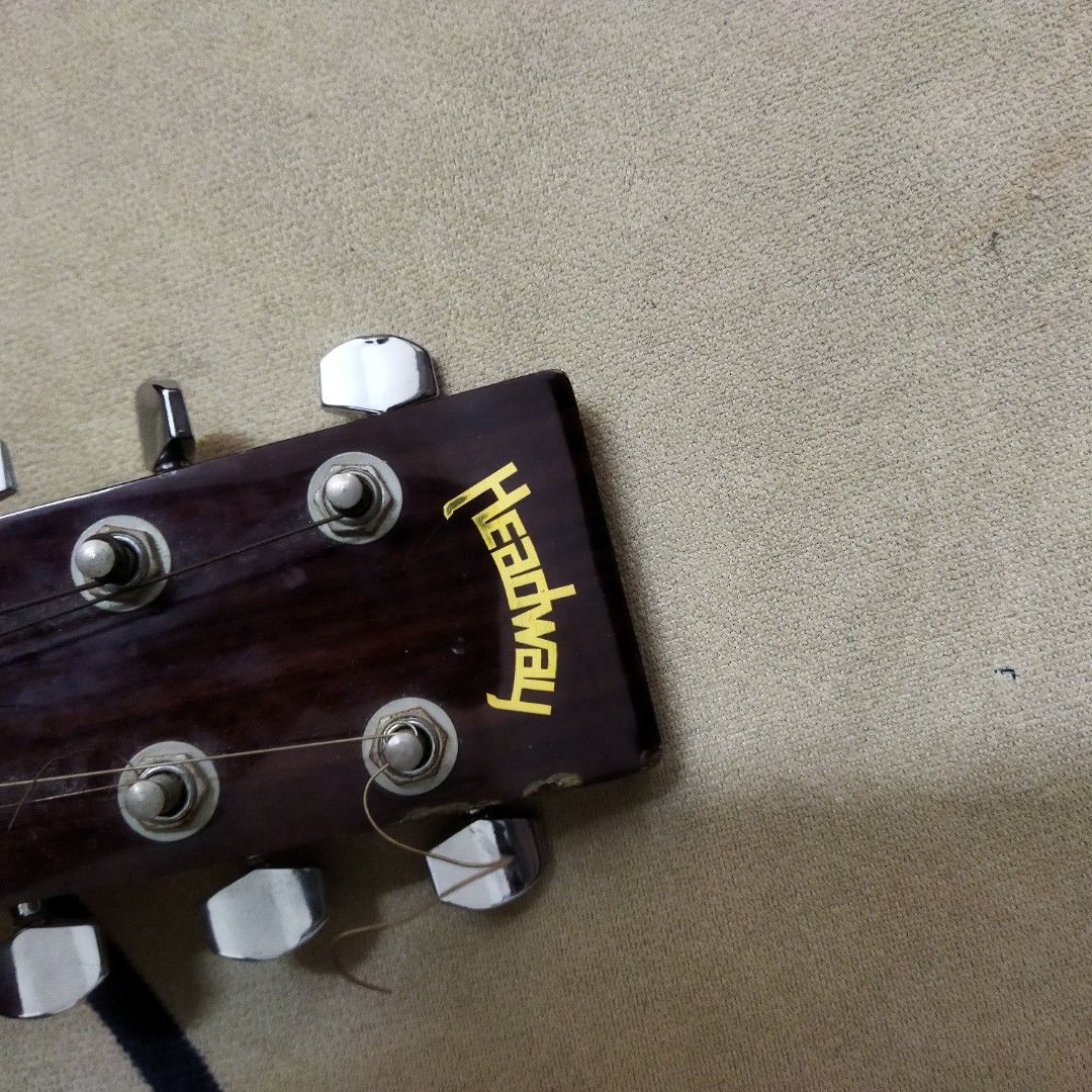 Headway Acoustic Guitar, Hobbies & Toys, Music & Media, Musical Instruments on Carousell