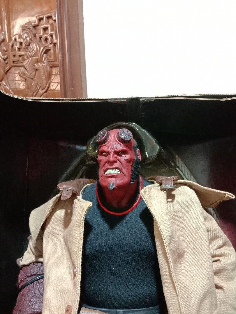 Hellboy II the golden army - 18 inch deluxe figure - opened mouth ...