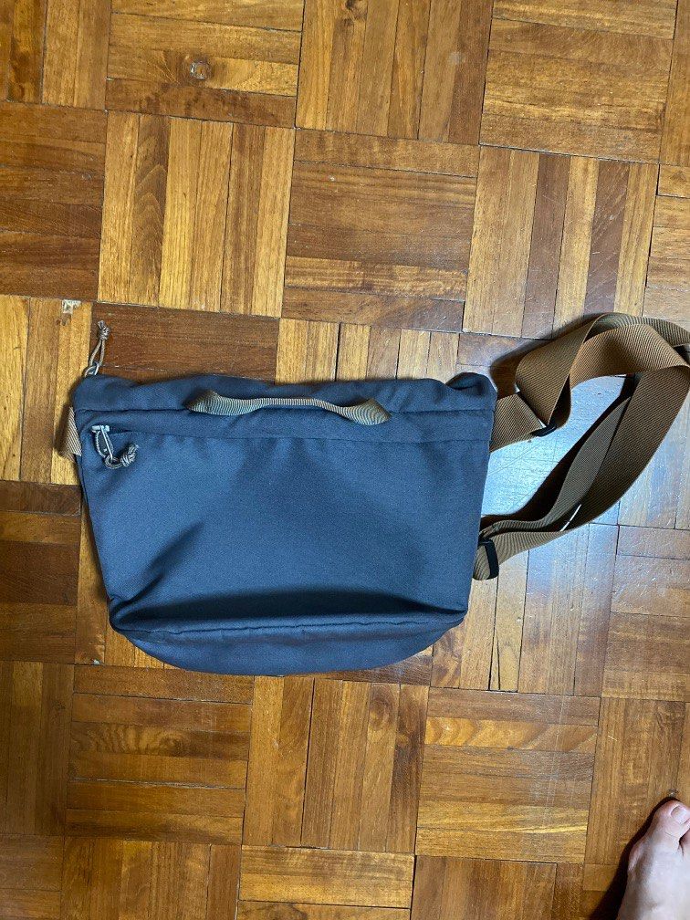 Hellolulu Kasen Shoulder Bag, Women's Fashion, Bags & Wallets, Cross-body Bags on Carousell