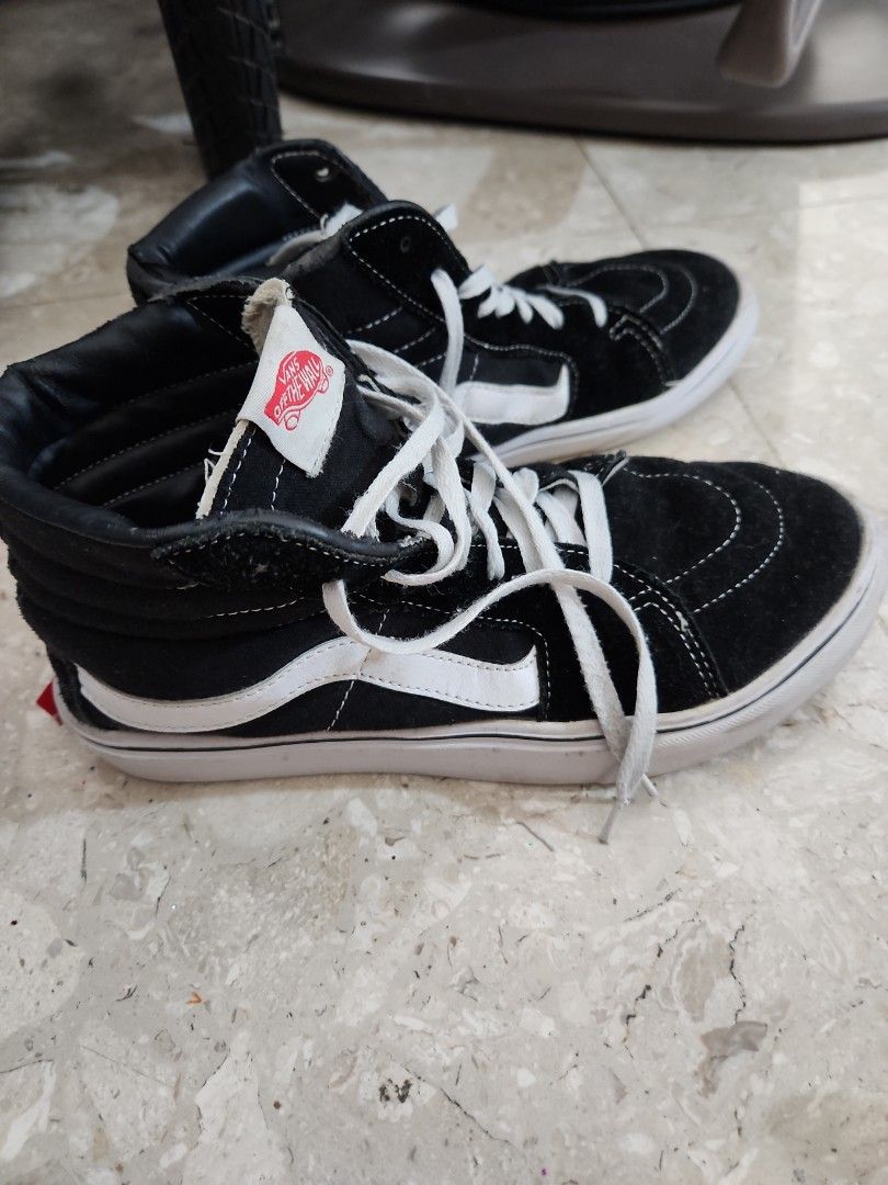 High cut shoe, Women's Fashion, Footwear, Sneakers on Carousell