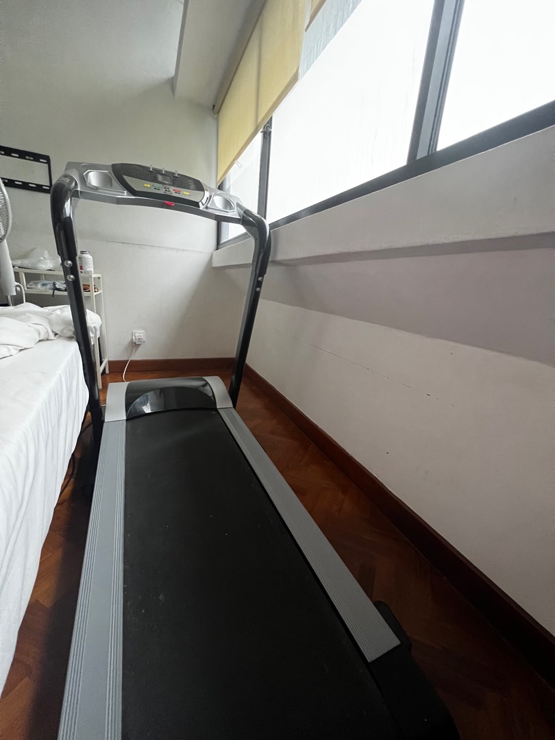 High Speed Treadmill (Foldable), Sports Equipment, Exercise & Fitness ...