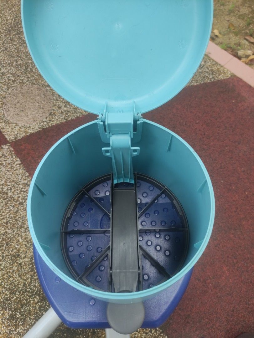 IKEA Snapp Pedal Bin ( Capacity: 5L), TV & Home Appliances, Other Home ...