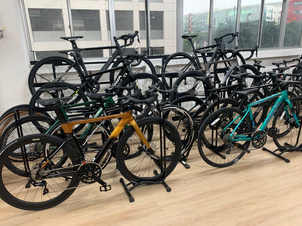 Java sava road bike giant Merida hybrid bike carbon fiber shimano ...