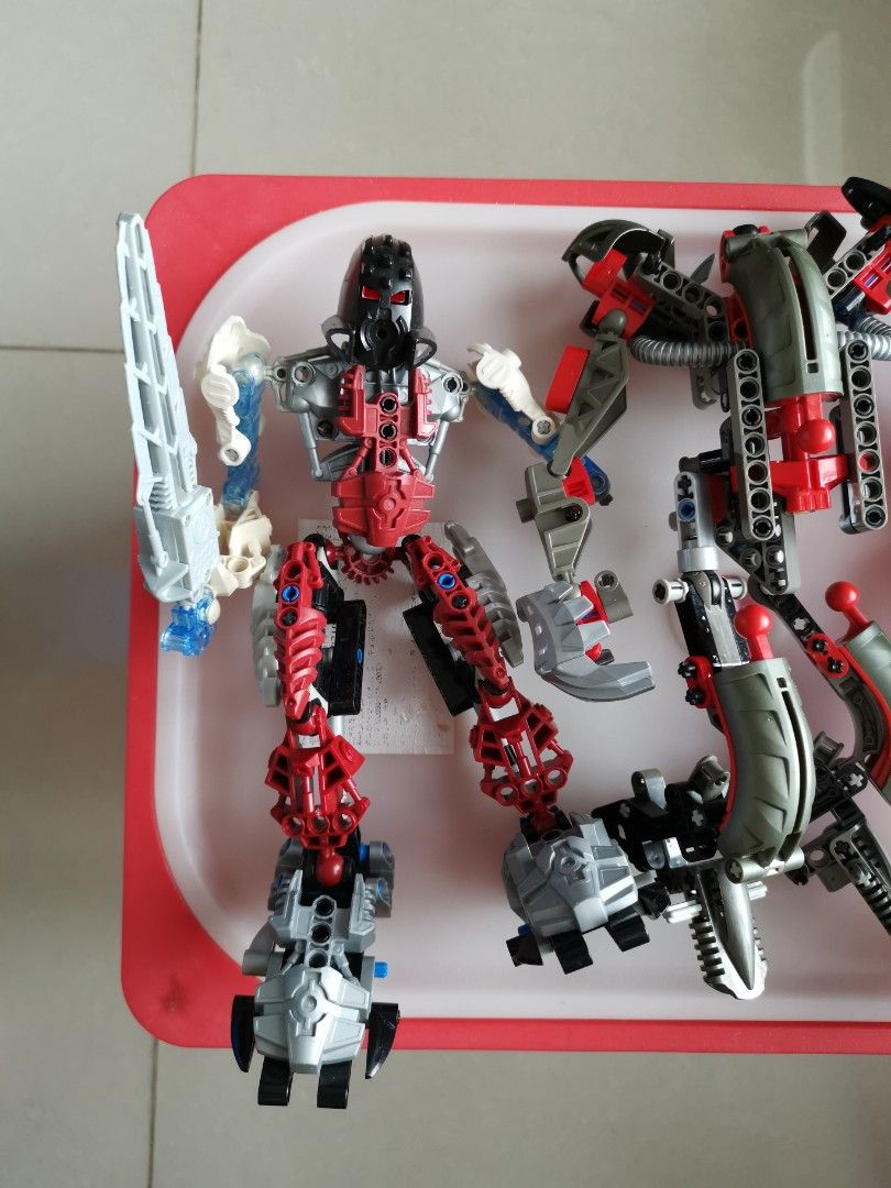 Lego bionics, Hobbies & Toys, Toys & Games on Carousell