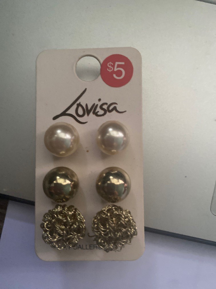 Lovisa earrings, Women's Fashion, Jewelry & Organisers, Earrings on ...