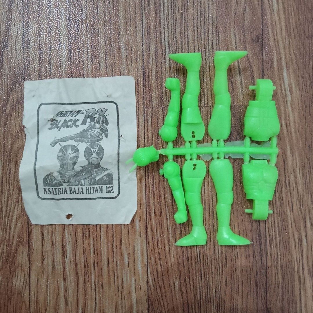 Mainan jadul baja hitam asli 90an, Toys & Collectibles, Mainan di Carousell