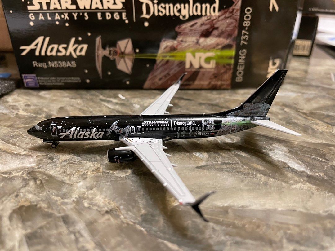 Ng models 1:400 Alaska Airlines Star Wars 星球大戰 galaxy’s edge B737-800 ...