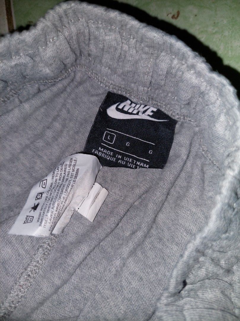 NIKE BIG SWOOSH, Men's Fashion, Bottoms, Shorts on Carousell