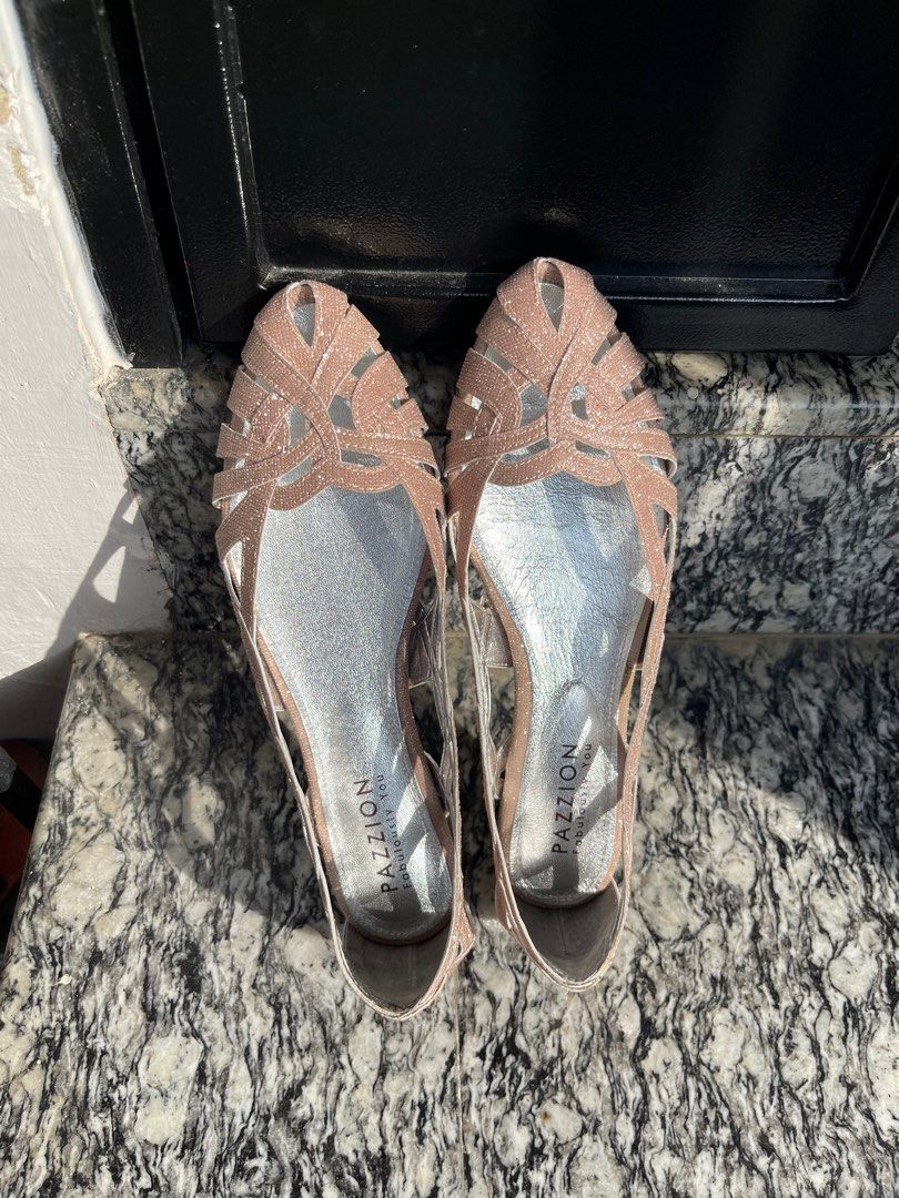 Pazzion shoes, Women's Fashion, Footwear, Sandals on Carousell