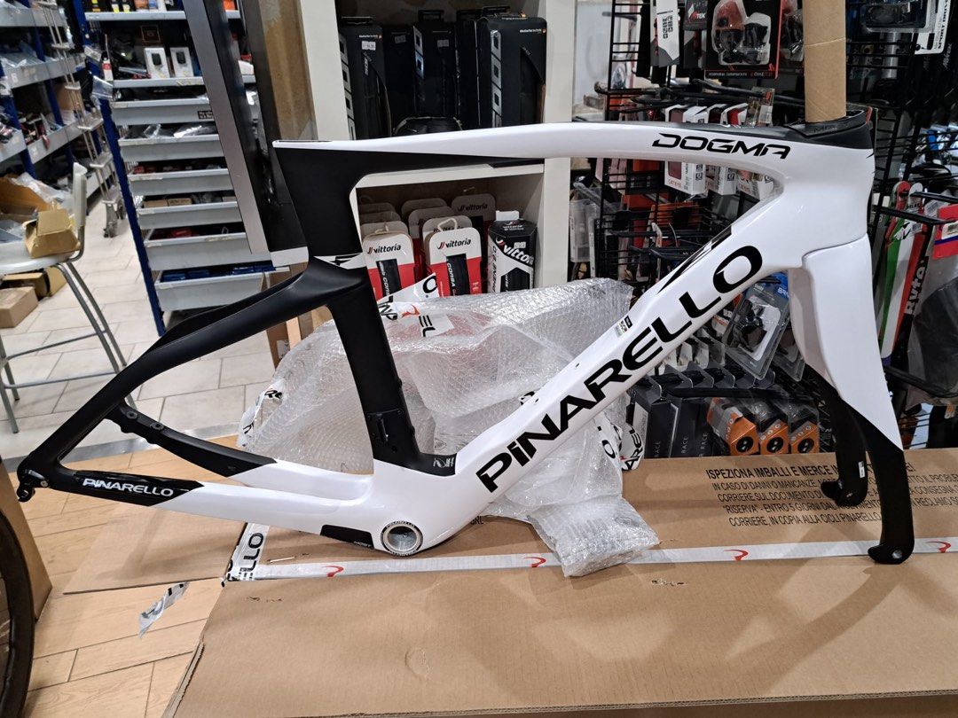 Pinarello Dogma F Summit White, Sports Equipment, Bicycles & Parts ...