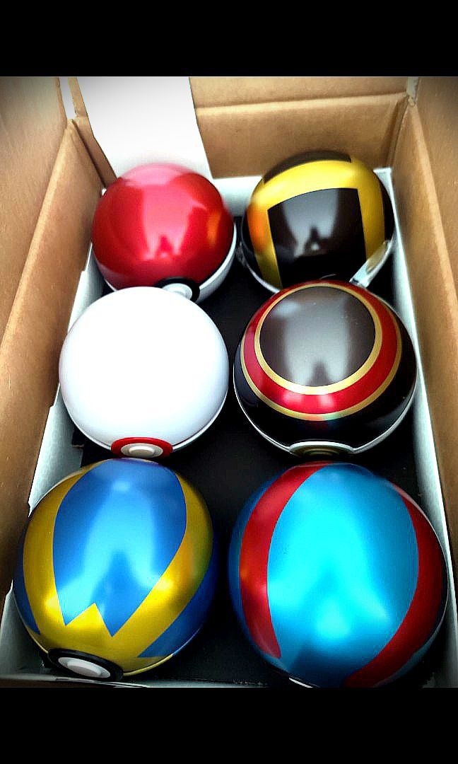 Pokemon ball pokeball & Arceus V figure, Hobbies & Toys, Toys & Games ...