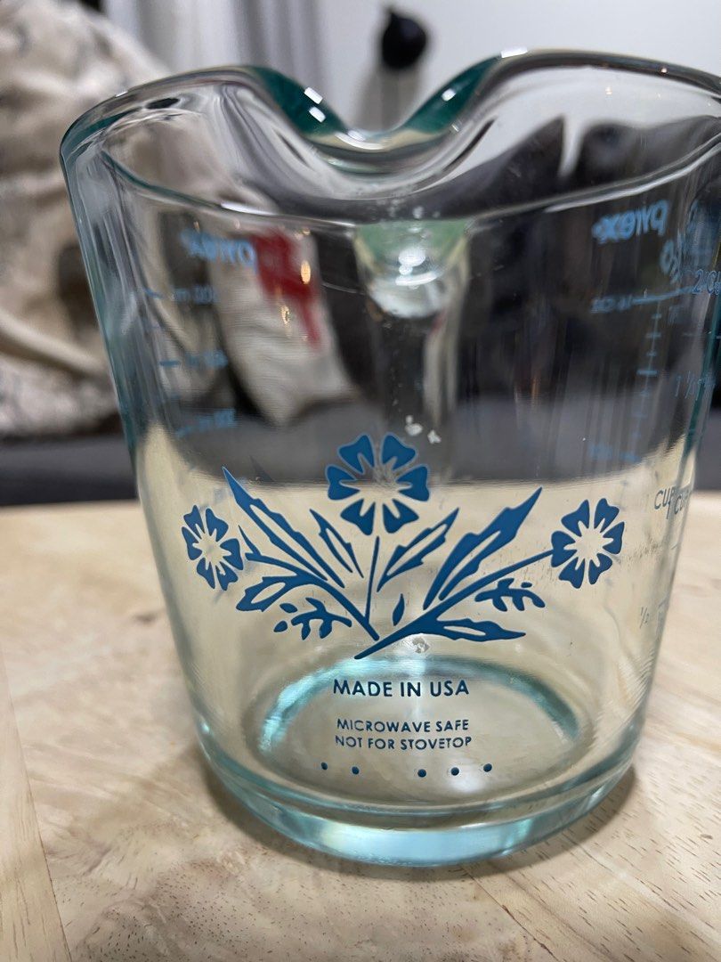 Pyrex measuring cup, Furniture & Home Living, Kitchenware & Tableware ...