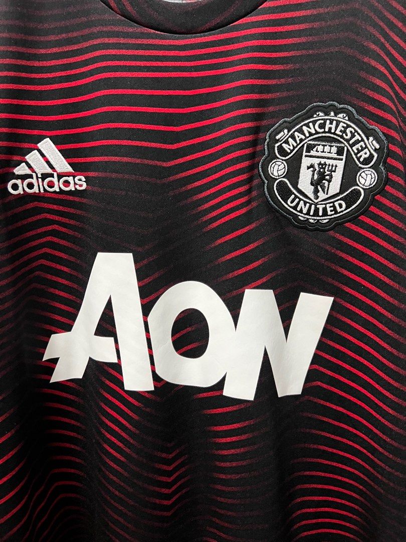 (Rare) Manchester United pre-match jersey, Men's Fashion, Activewear on ...