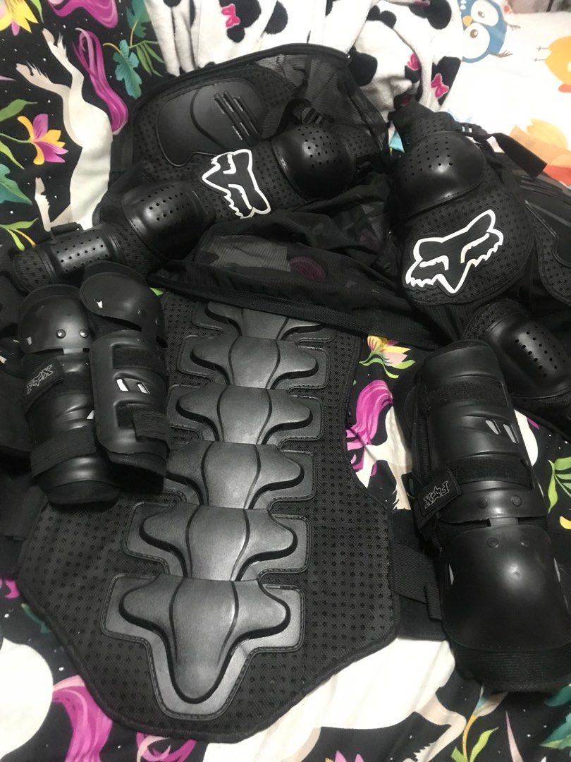 Riding gear set, Motorbikes, Motorbike Parts & Accessories, Helmets and ...