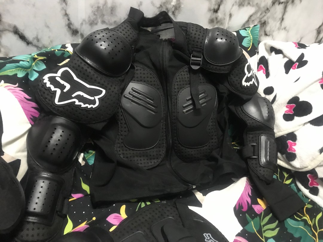 Riding gear set, Motorbikes, Motorbike Parts & Accessories, Helmets and ...