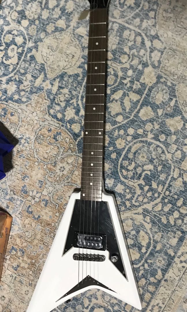 Samick VN-10 Offset Flying V Guitar White/Black on Carousell