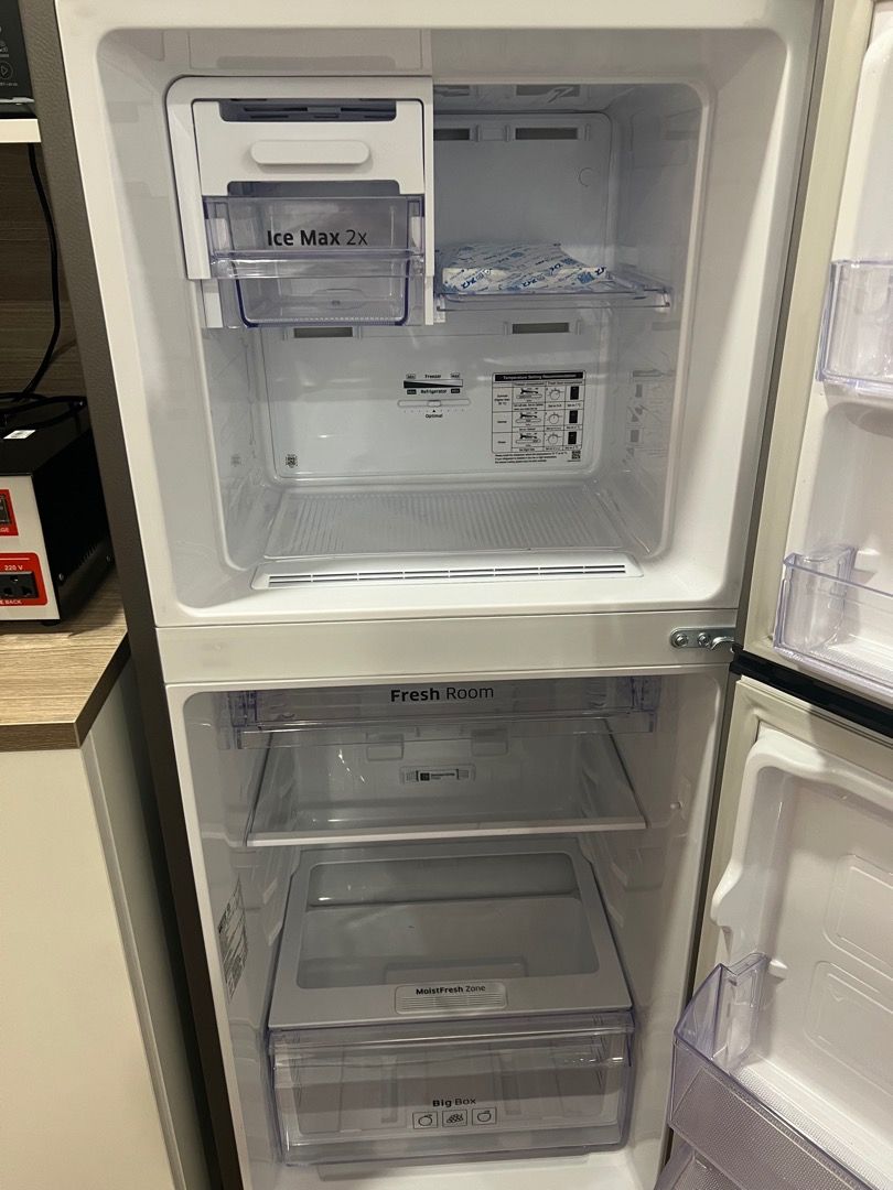 Samsung Digital Inverter Freezer - Refrigerator, TV & Home Appliances ...