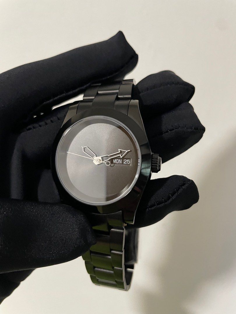 Seiko mod stealth TRON, Men's Fashion, Watches & Accessories, Watches ...