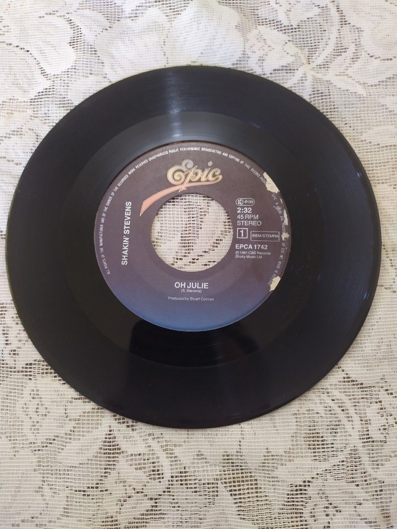 Shakin' Stevens - Oh Julie (7" single) VINYL PLAKA, Hobbies & Toys ...