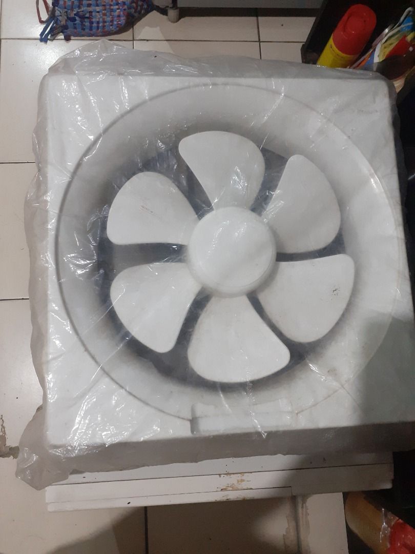 Sharp Window Type Air Conditioner w/ free Exhaust Fan, TV & Home ...