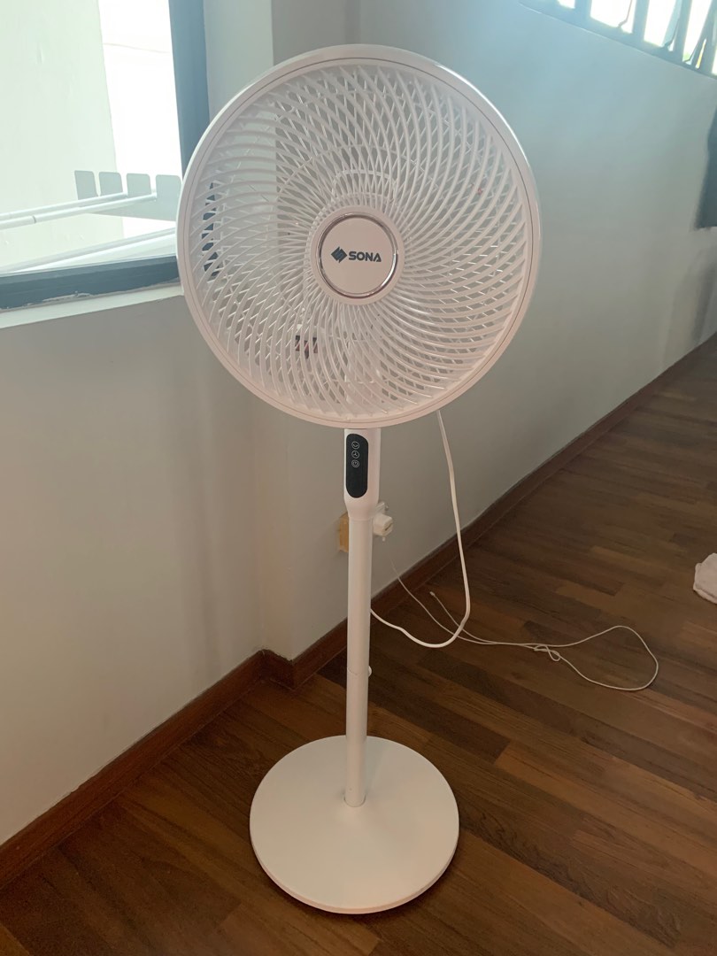 Sonia white standing fan, TV & Home Appliances, Other Home Appliances ...