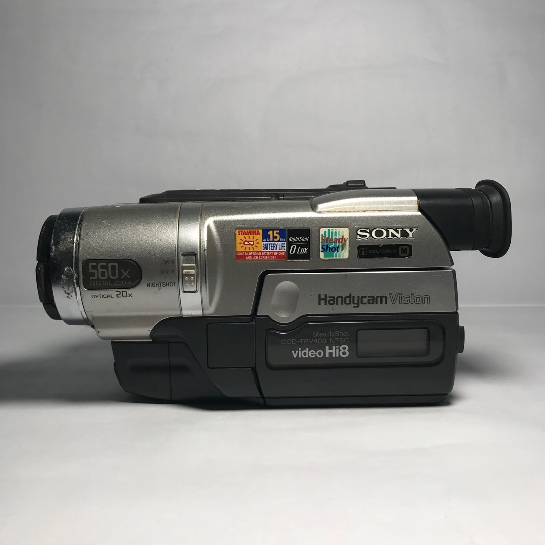 SONY HANDYCAM VIDEOHi8, Photography, Video Cameras on Carousell