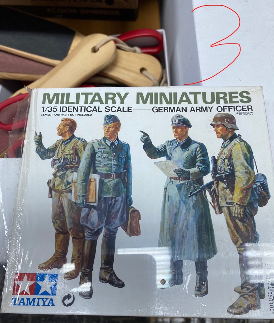 Tamiya 1/35 German Officers, Hobbies & Toys, Toys & Games on Carousell