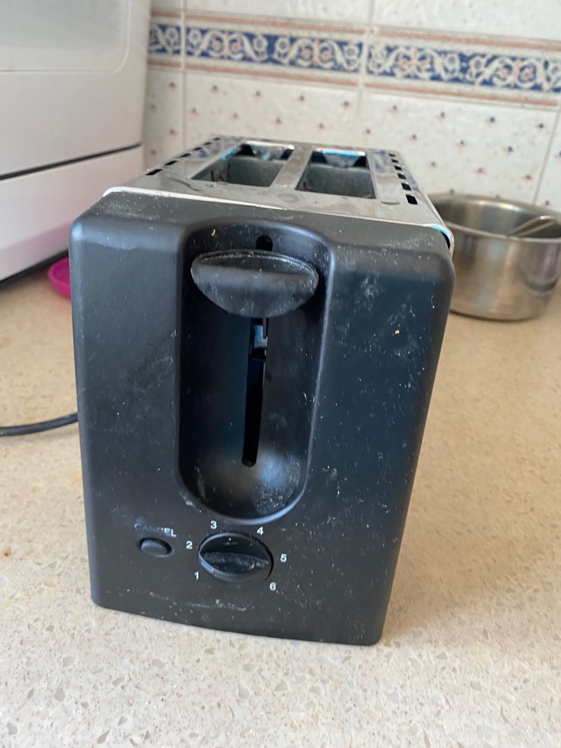 Toaster just like new, TV & Home Appliances, Kitchen Appliances, Ovens ...