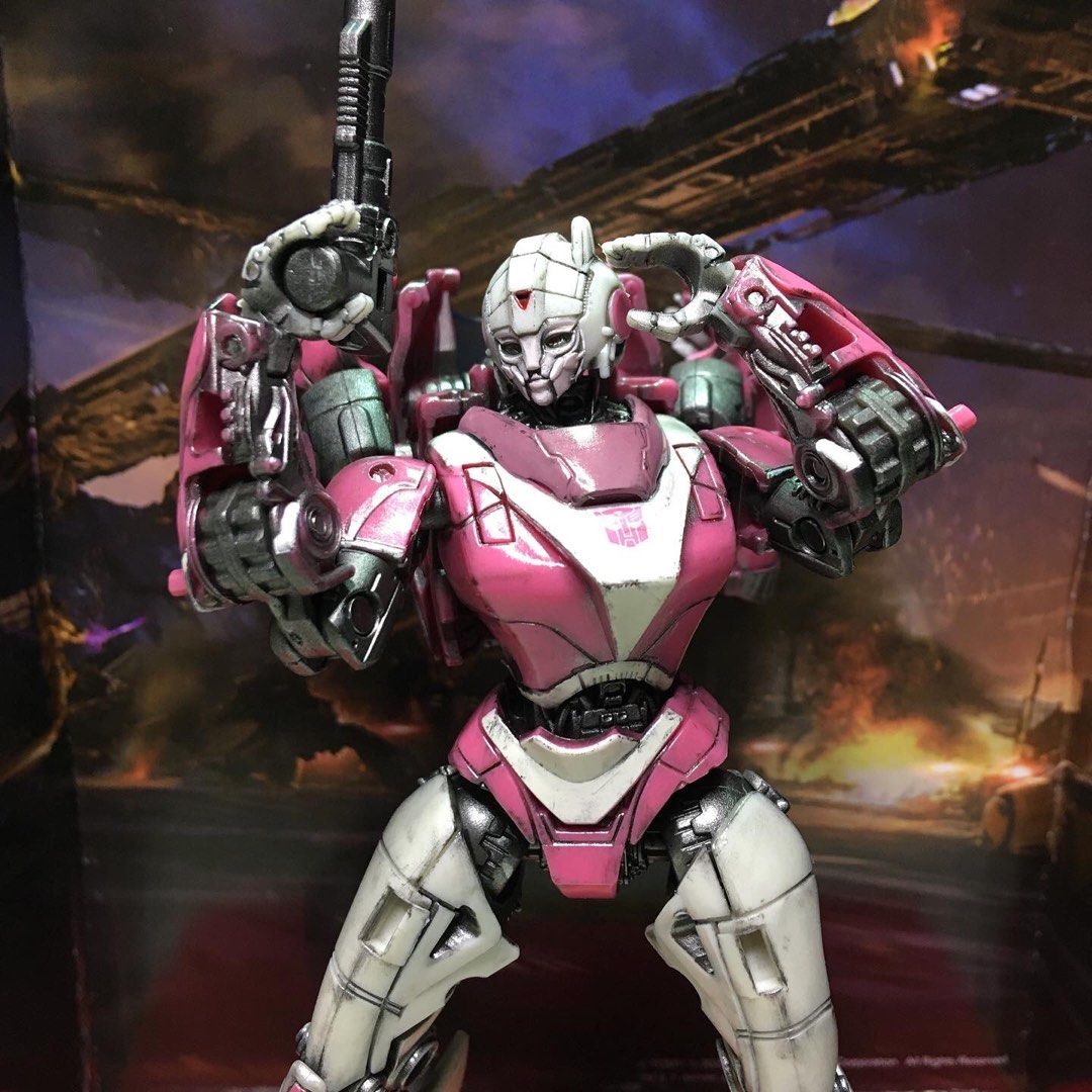 Transformers Studio Series Bumblebee Movie Arcee [Custom], Hobbies ...