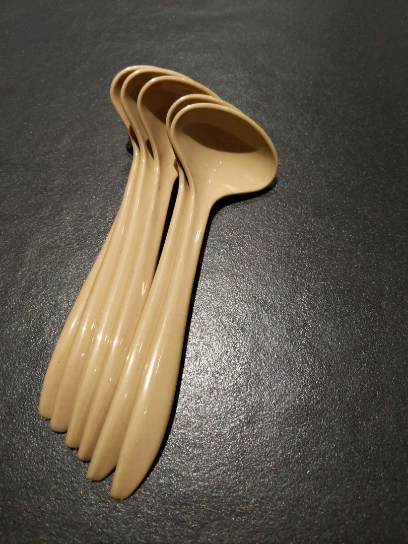 Tupperware spoons, Furniture & Home Living, Kitchenware & Tableware ...