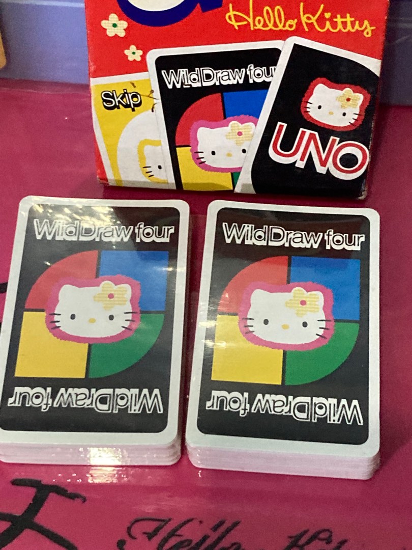 UNO Hello Kitty, Hobbies & Toys, Memorabilia & Collectibles, Vintage ...