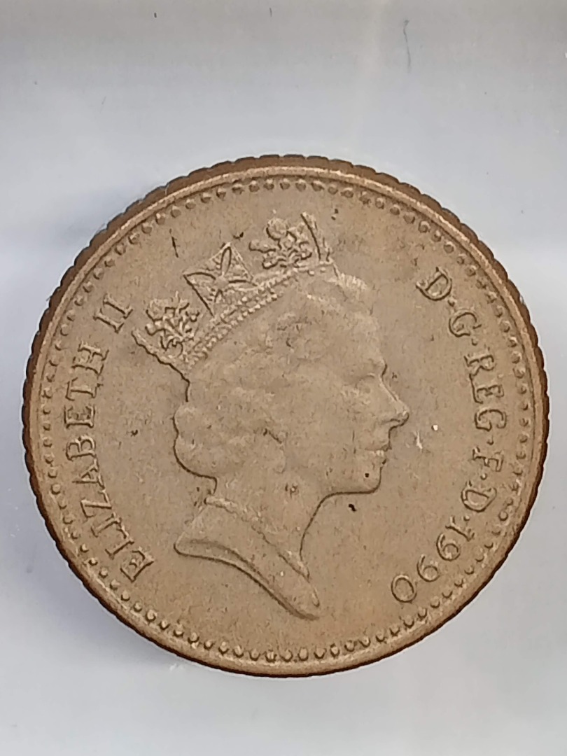Very Rare! United Kingdom 5 Pence 1990 (3rd Portrait) coin, Hobbies ...