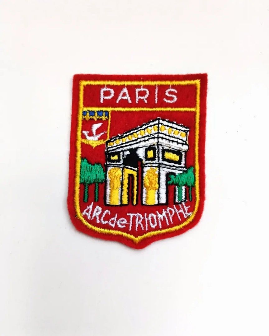 Vintage Embroidered Patch, Serba Serbi, Others di Carousell