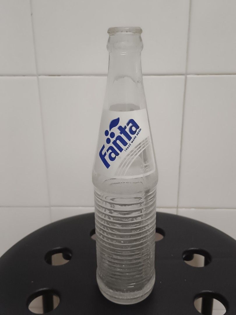 Vintage Gelas kaca, Hobbies & Toys, Collectibles & Memorabilia, Vintage Collectibles on Carousell