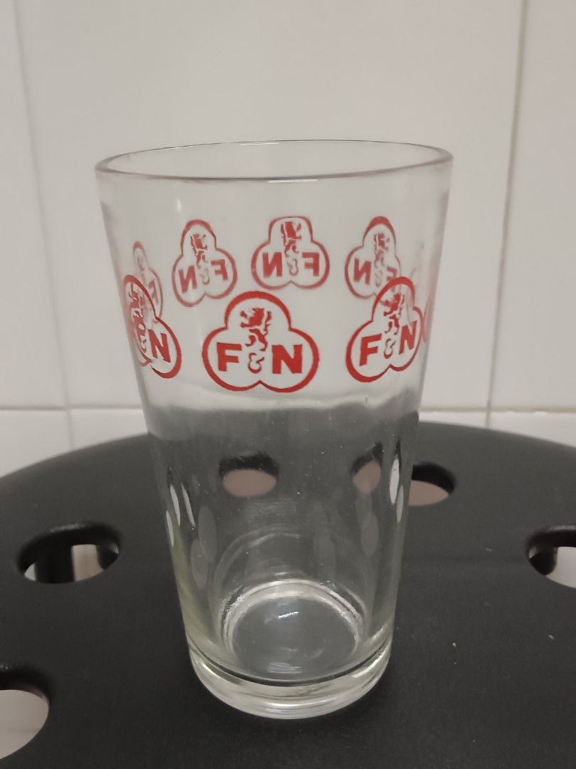 Vintage Gelas kaca, Hobbies & Toys, Collectibles & Memorabilia, Vintage Collectibles on Carousell