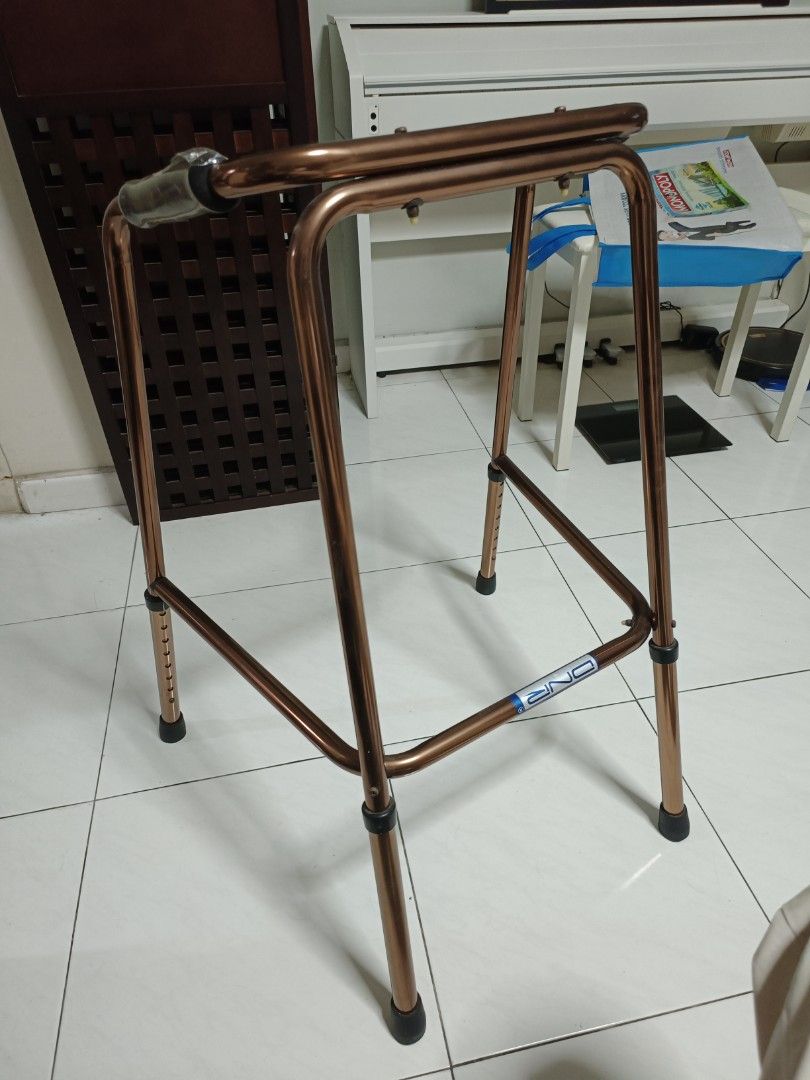 Walking stand, Health & Nutrition, Assistive & Rehabilatory Aids, Other ...