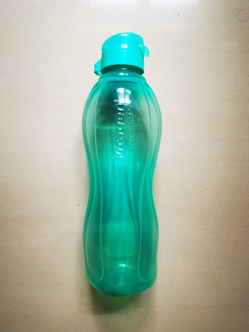 Vitagen Water Bottle 1L, Furniture & Home Living, Kitchenware ...