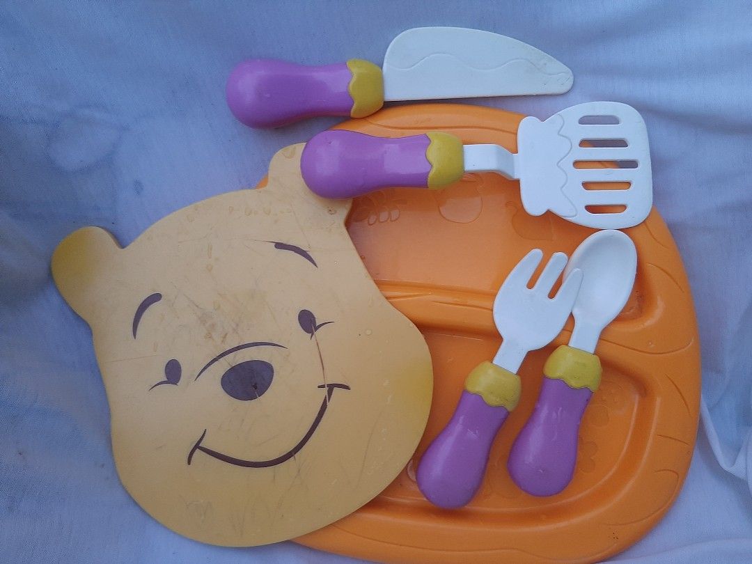 WINNIE THE POOH COOKING SET, Hobbies & Toys, Memorabilia & Collectibles ...