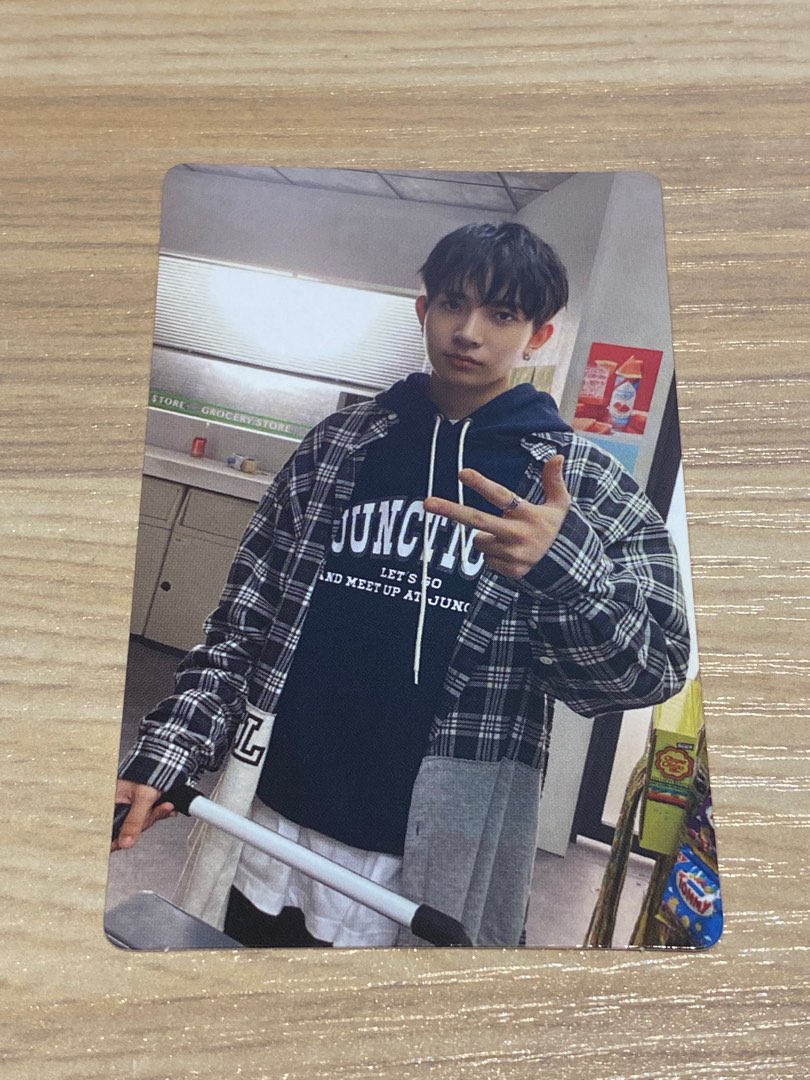 wtt enhypen heeseung mdo engene j ver concept pc, Hobbies & Toys, Memorabilia & Collectibles, K ...