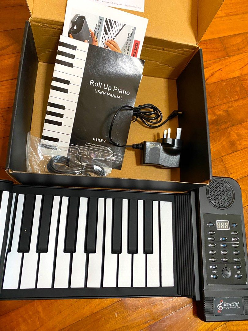61-Key Roll up piano, Hobbies & Toys, Music & Media, Musical ...