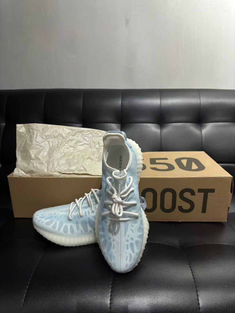 Adidas Yeezy Boost 350 V2 Mono Ice, Men's Fashion, Footwear, Sneakers ...