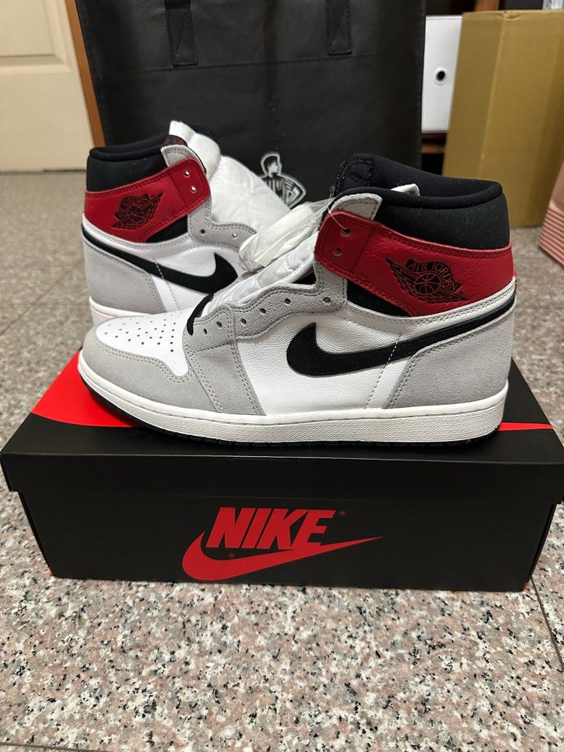 Air Jordan 1 Retro High OG smoke grey, Men's Fashion, Footwear ...