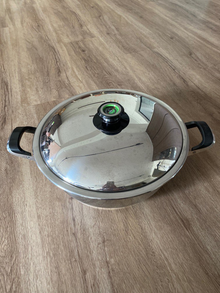 AMC 32cm Pot, Furniture & Home Living, Kitchenware & Tableware ...