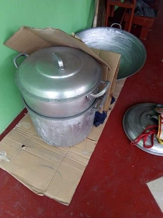 Antique Kaldero and Kawa, Furniture & Home Living, Kitchenware ...