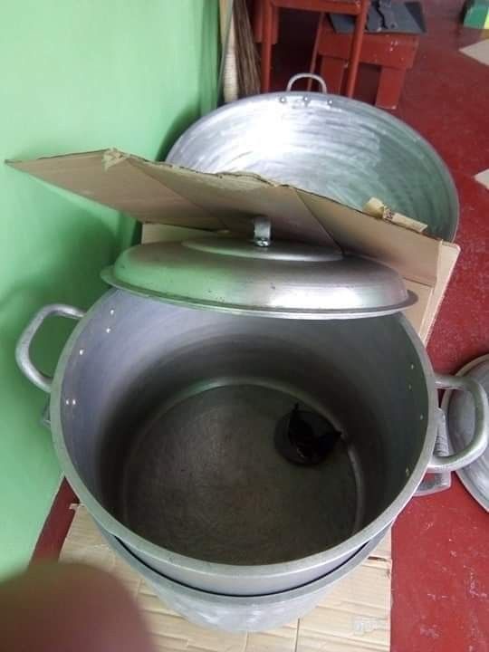 Antique Kaldero and Kawa, Furniture & Home Living, Kitchenware ...