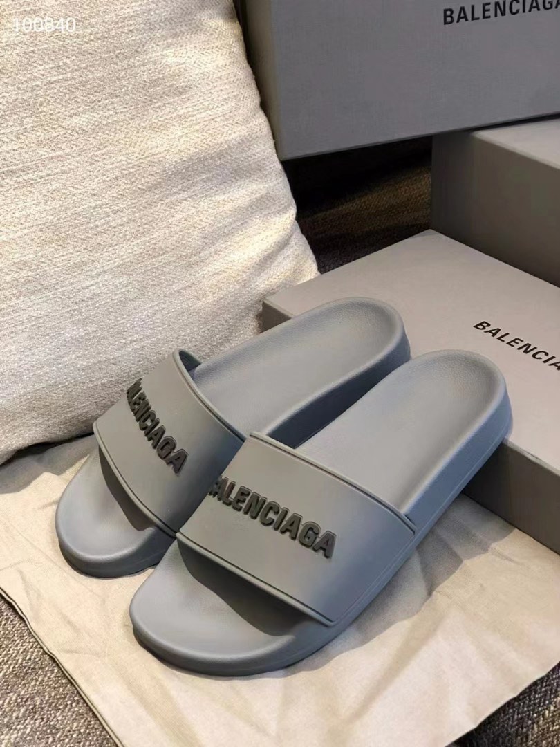 Balenciaga Slide, Men's Fashion, Footwear, Flipflops and Slides on ...
